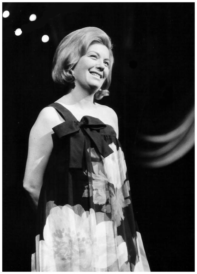 Helen Merrill Net Worth 2024: Wiki Bio, Married, Dating, Family, Height ... Helen Merrill Net Worth 2024: Wiki Bio, Married, Dating, Family, Height ...