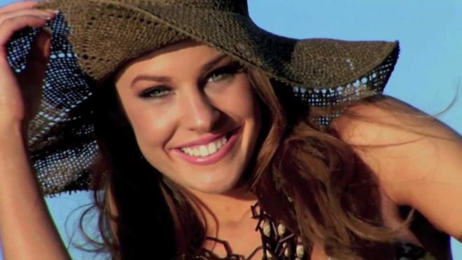 Sally Anne Arnott Net Worth 2023: Wiki Bio, Married, Dating, Family ...