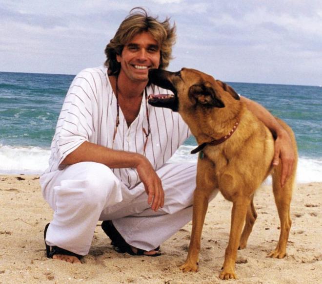 Alex Pacheco Net Worth 2023: Wiki Bio, Married, Dating, Family, Height ...