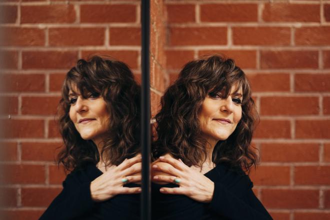 Lisa Roth Net Worth 2023: Wiki Bio, Married, Dating, Family, Height ...