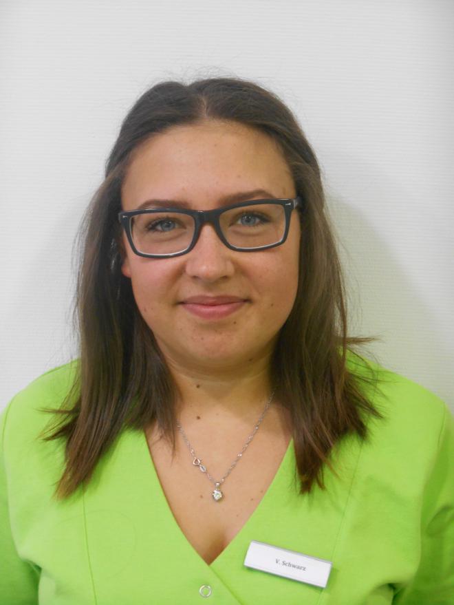 Erna-Veronika Schwarz Net Worth 2023: Wiki Bio, Married, Dating, Family ...