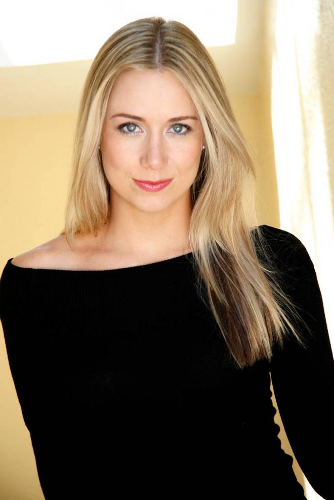 Laura Ault Net Worth 2024: Wiki Bio, Married, Dating, Family, Height ...