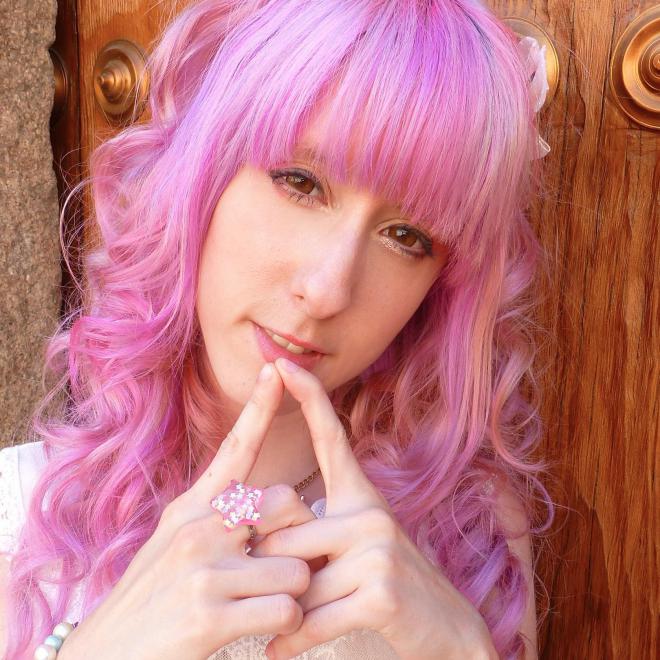 Angy Pink Net Worth 2024: Wiki Bio, Married, Dating, Family, Height ...